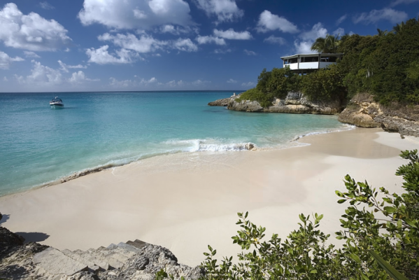 Is Bermuda Safe for Travel RIGHT NOW? (2025 Safety Rating)