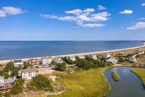 10 Pros and Cons of Living in Delaware (2025 Updated)