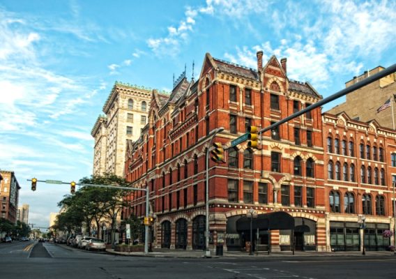 16 Pros and Cons of Living in Syracuse, NY (2026 Updated)